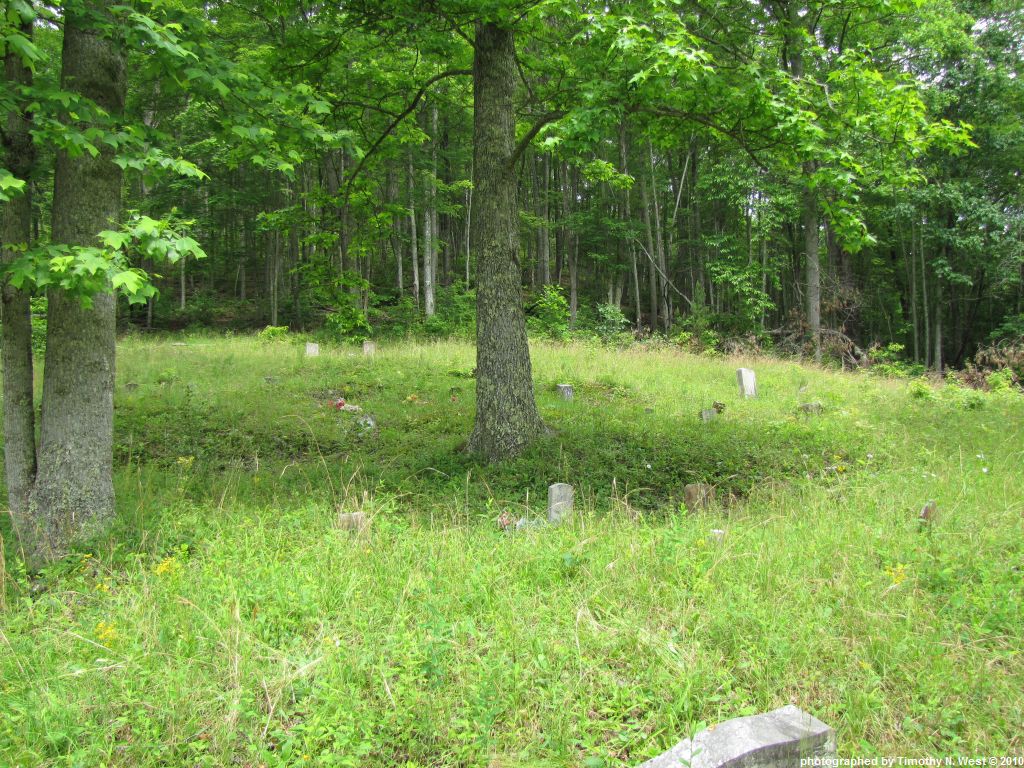 Scott Co, TN - Baird Creek Cemetery at Capuchin