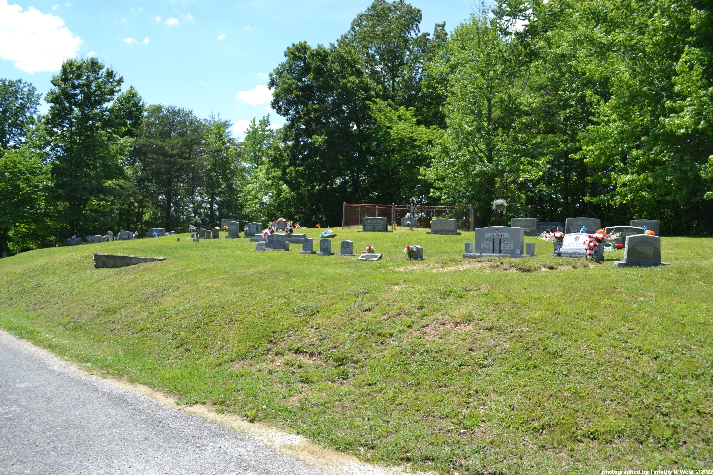 Scott Co, TN - Brickyard Cemetery at Robbins
