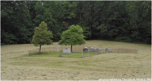 Scott Co, TN - Buttram Cemetery at Huntsville