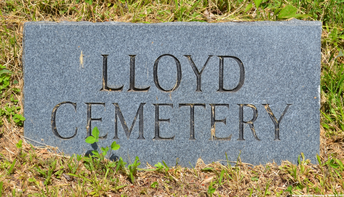 Scott Co, TN - Cross Cemetery at Smith Creek