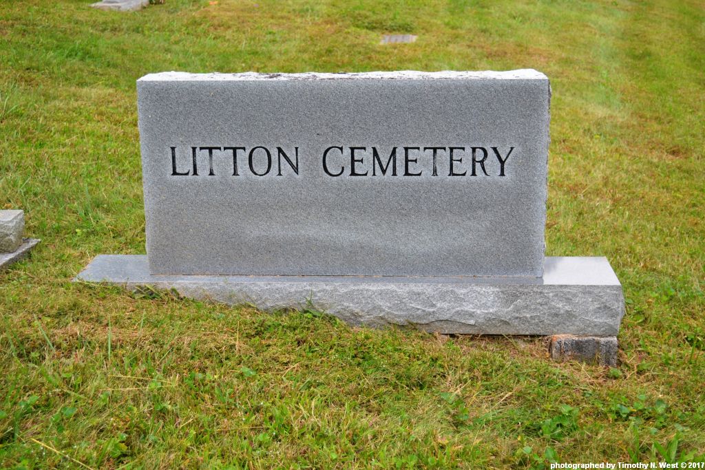 Scott Co, TN - (1) Litton Cemetery at Oneida