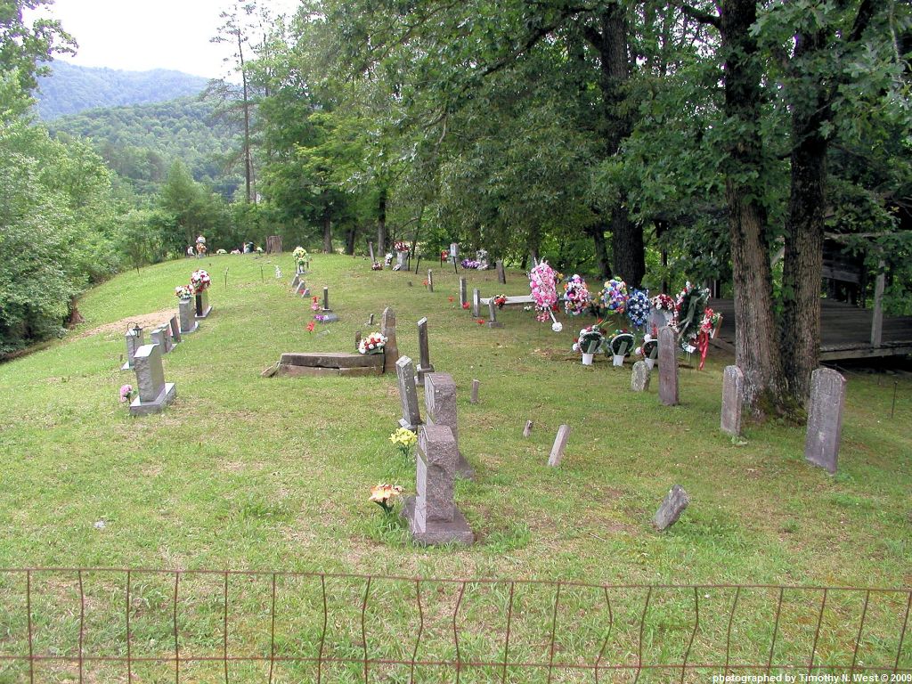 Scott Co, TN - Massey Cemetery at Buffalo