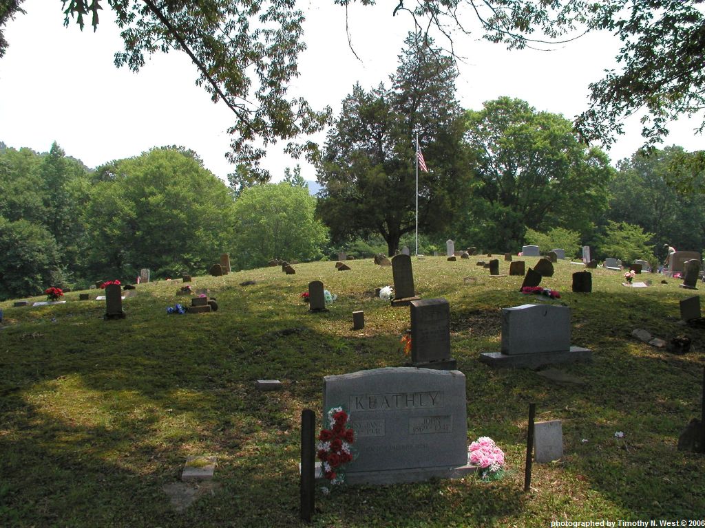 Scott Co, TN - Riverview Cemetery at Smokey Creek
