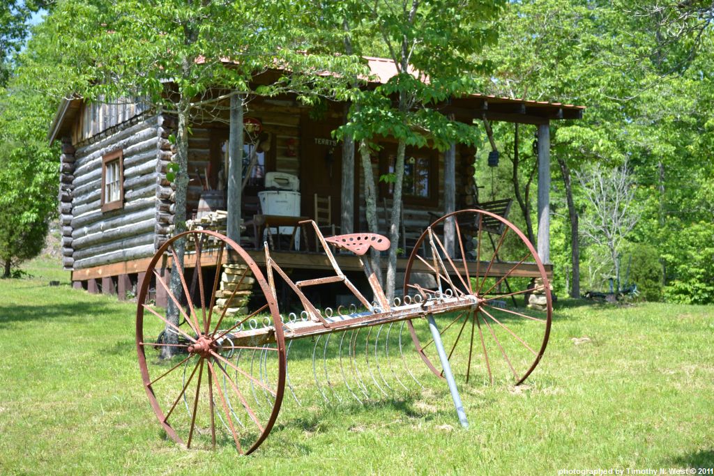 Scott Co, TN - Terry Cemetery at Paint Rock