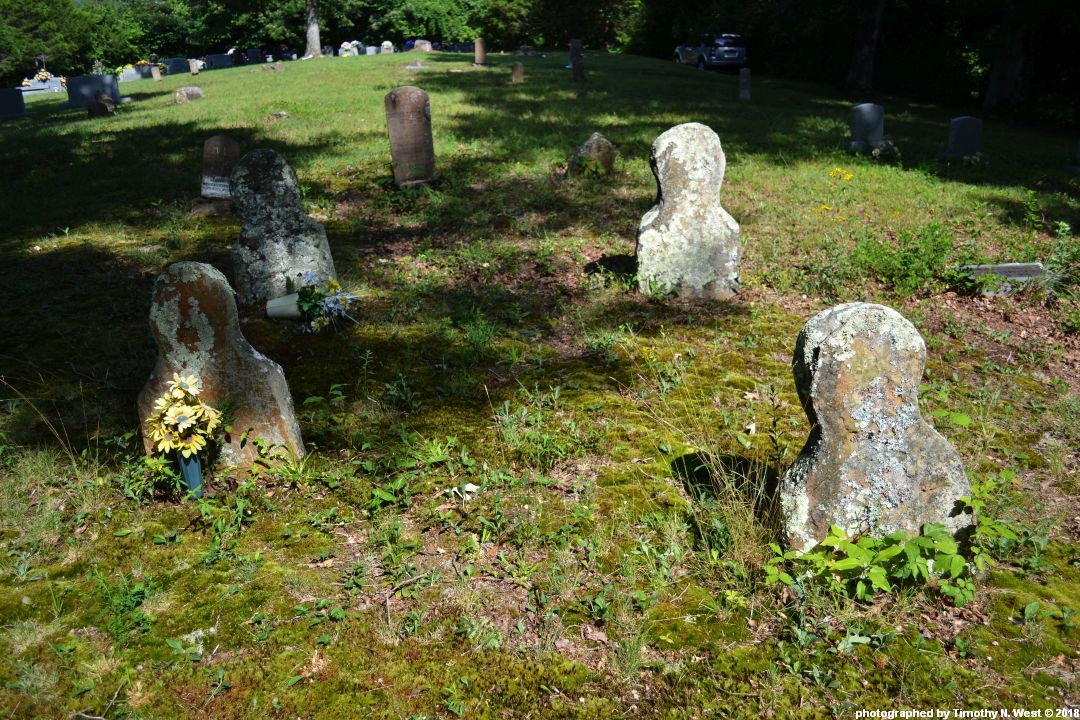 Scott Co, TN - Winona Cemetery at Winona